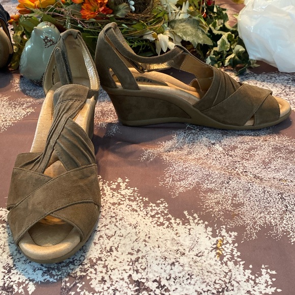 Earth | Shoes | Sandals | Poshmark